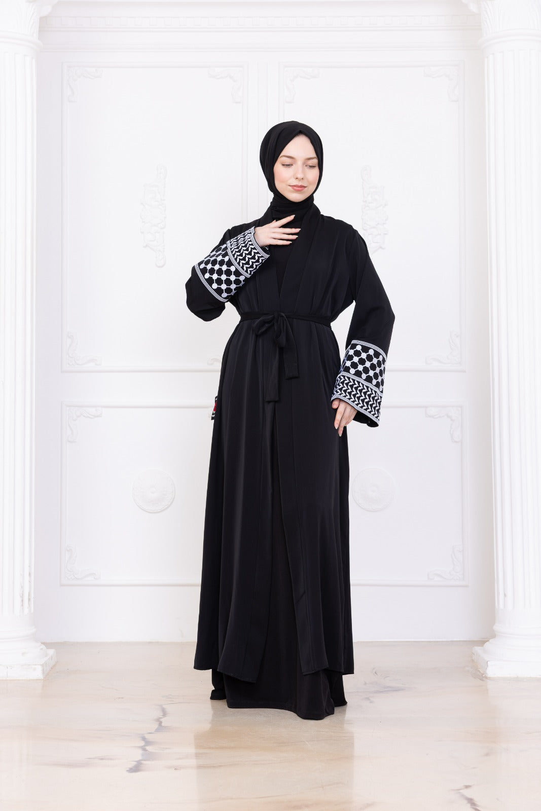 Kuffiyeh Sleeve Abaya